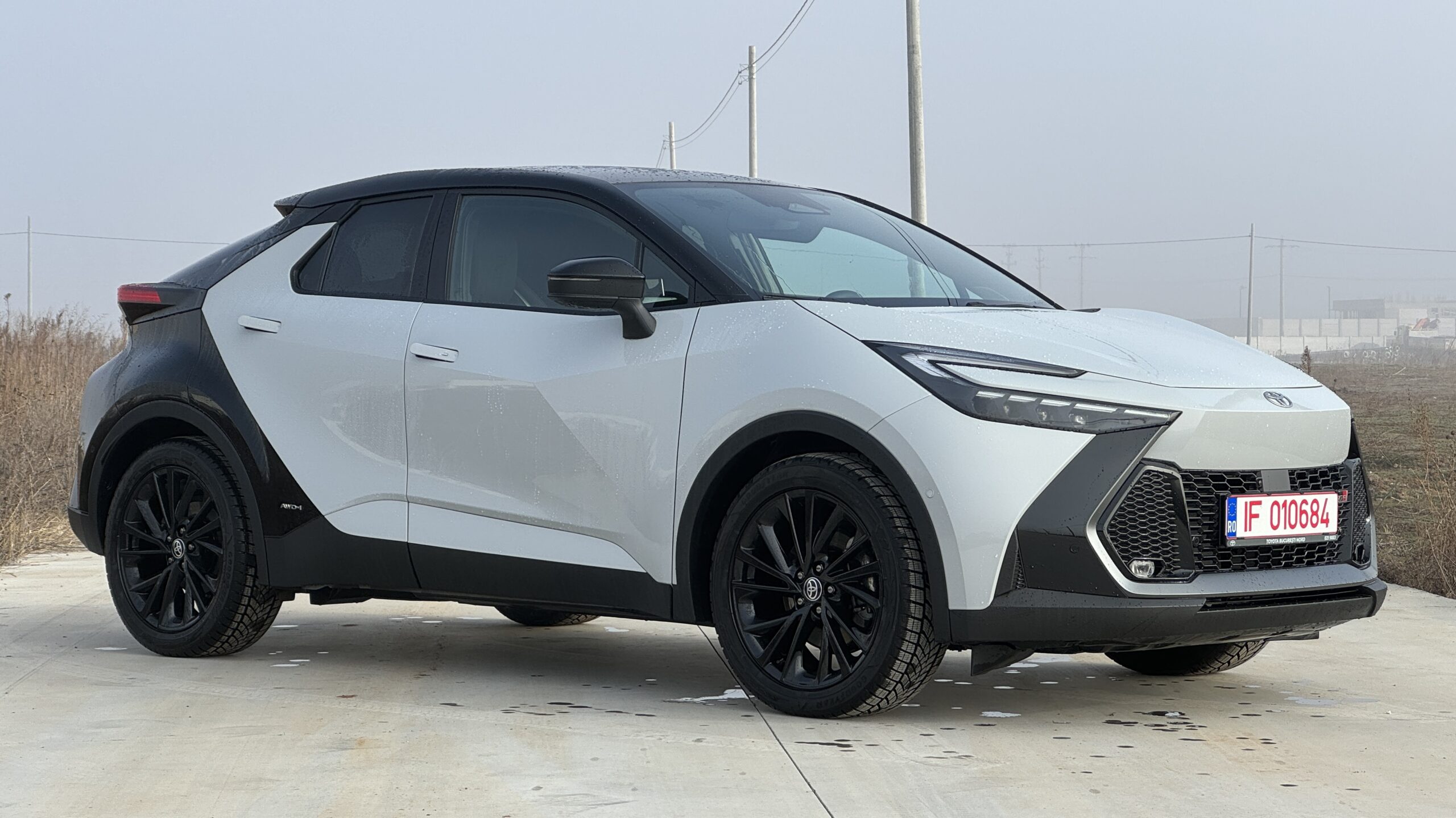 Noua Toyota C-HR a ajuns în România. Ce oferă noul SUV hibrid al ...
