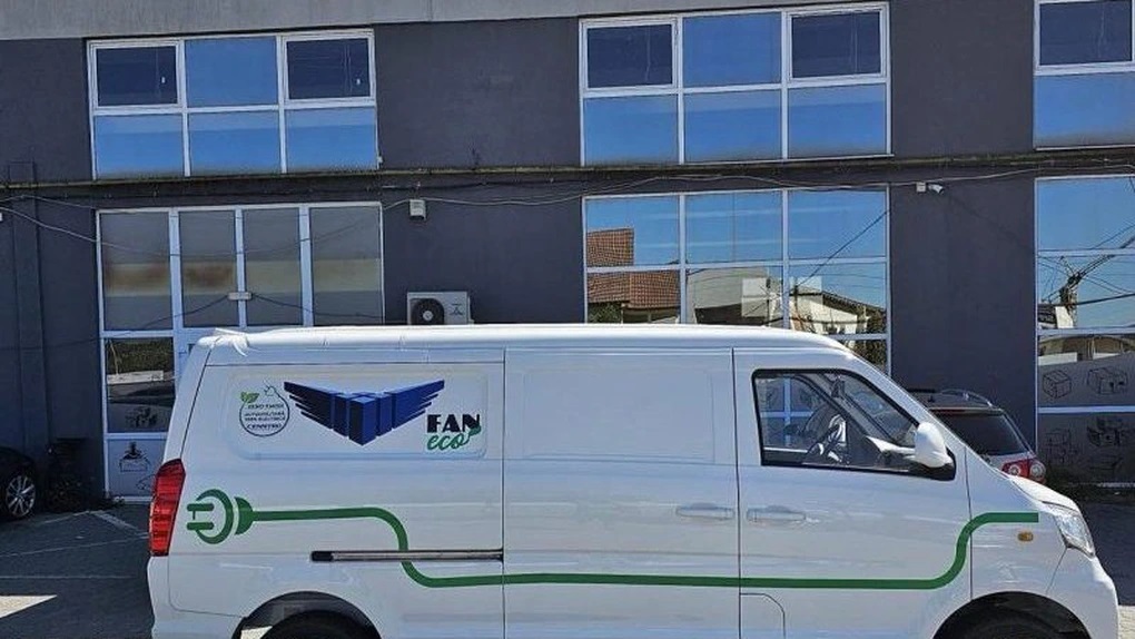 Cenntro România anunță livrarea primului vehicul electric utilitar ...