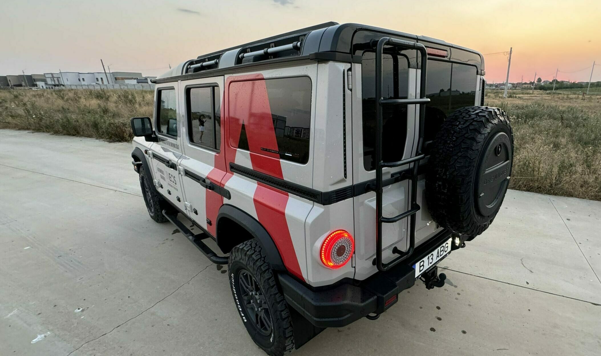 Ineos Grenadier - SUV-ul cu motor german, construit în Franța, inspirat ...