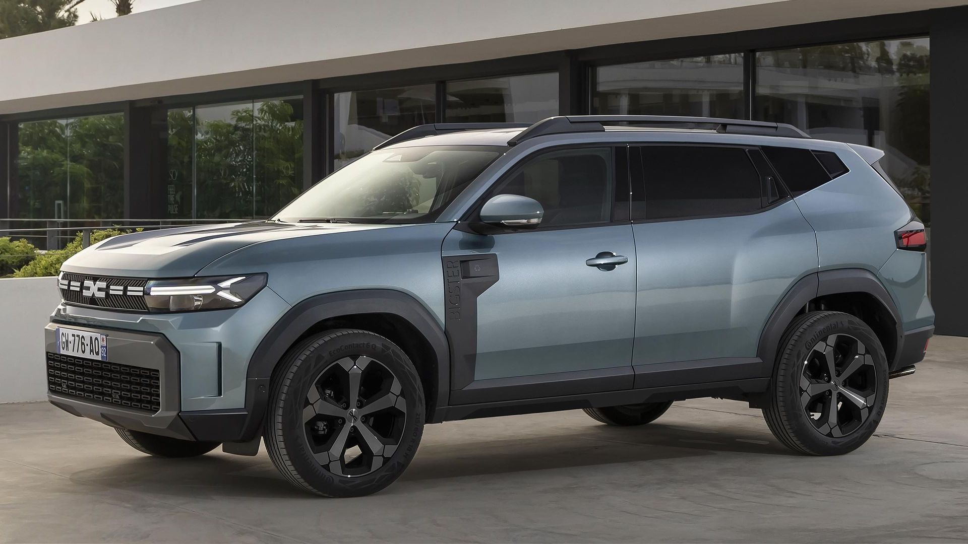 Noi imagini neoficiale cu Dacia Bigster. Când va fi lansat cel mai mare ...