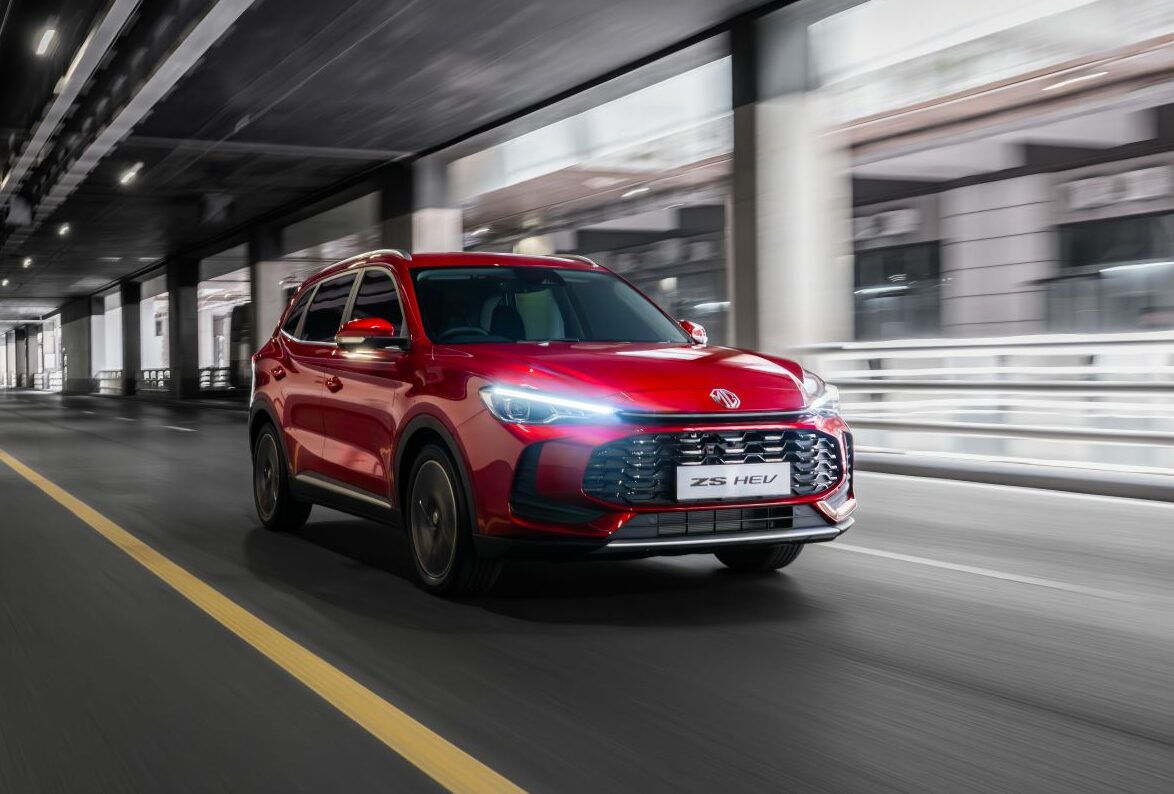 Hibridele sunt la mare căutare! Cele mai accesibile SUV-uri full-hybrid ...