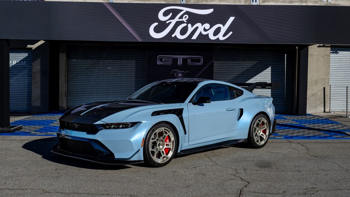 Ford Mustang GTD produce 815 CP. Devine cel mai puternic Mustang de ...