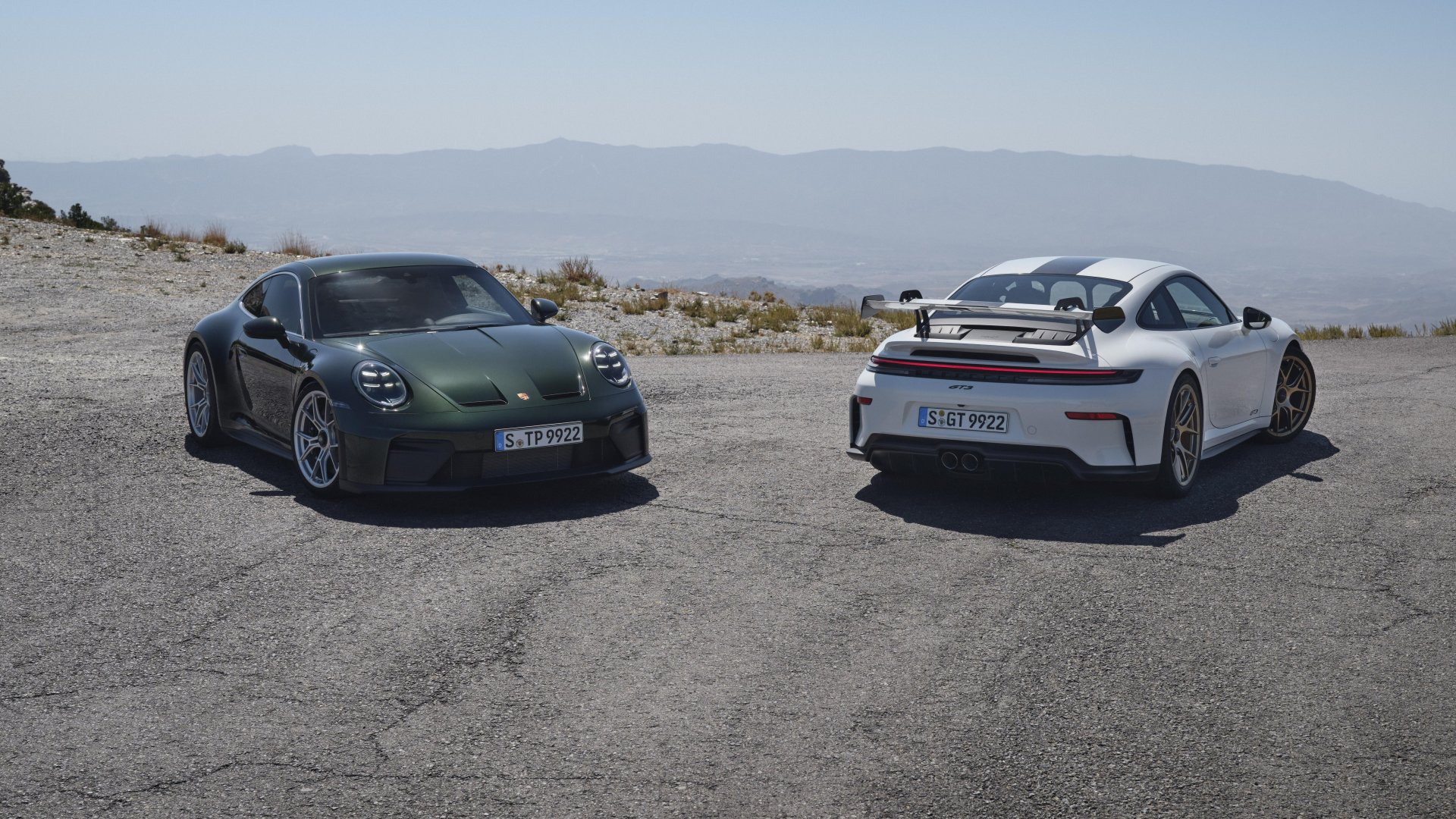 Porsche lansează oficial noile 911 GT3 și GT3 Touring