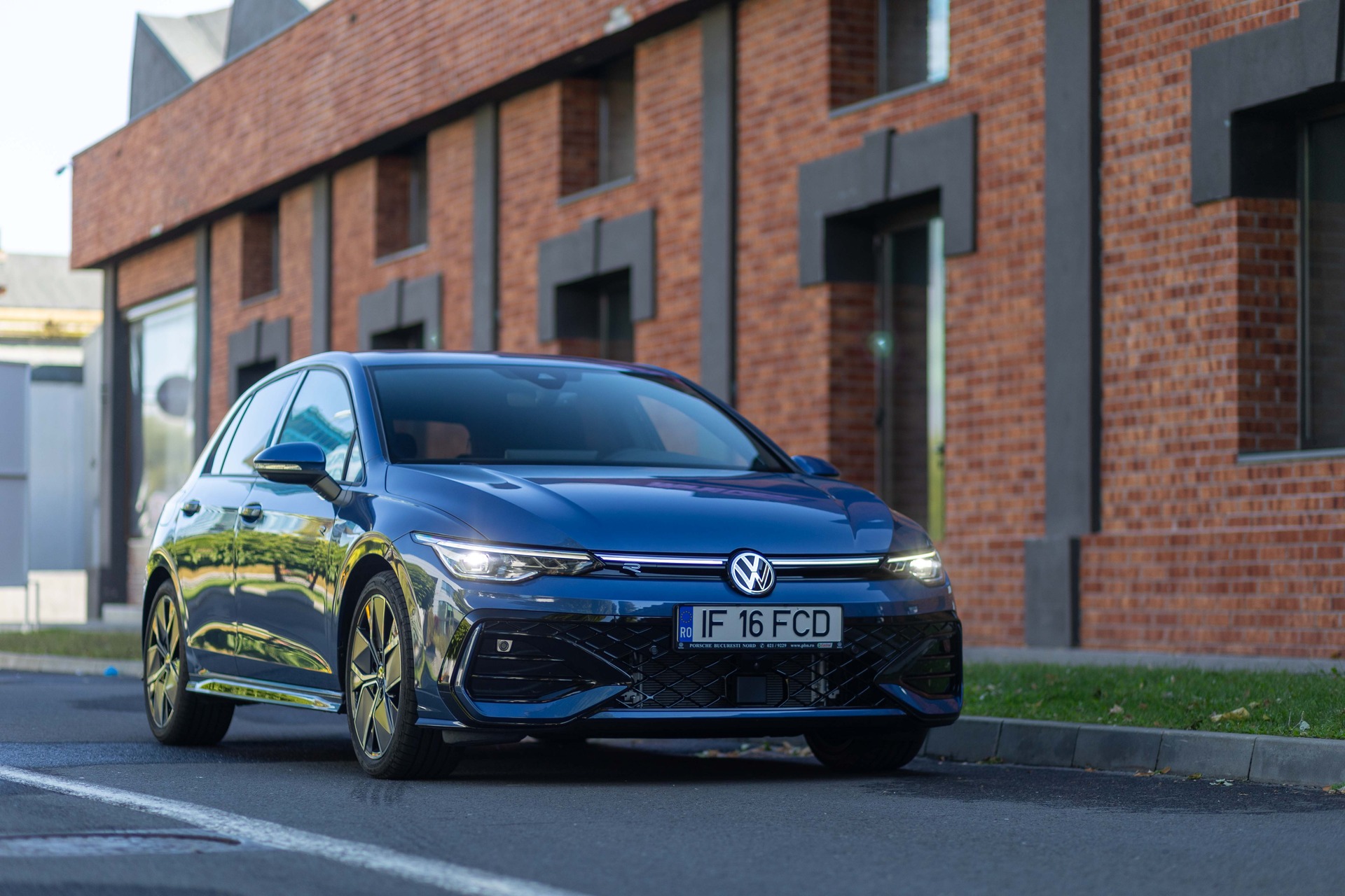 Test Drive Volkswagen Golf 8 Facelift - După jumătate de secol, mai ...