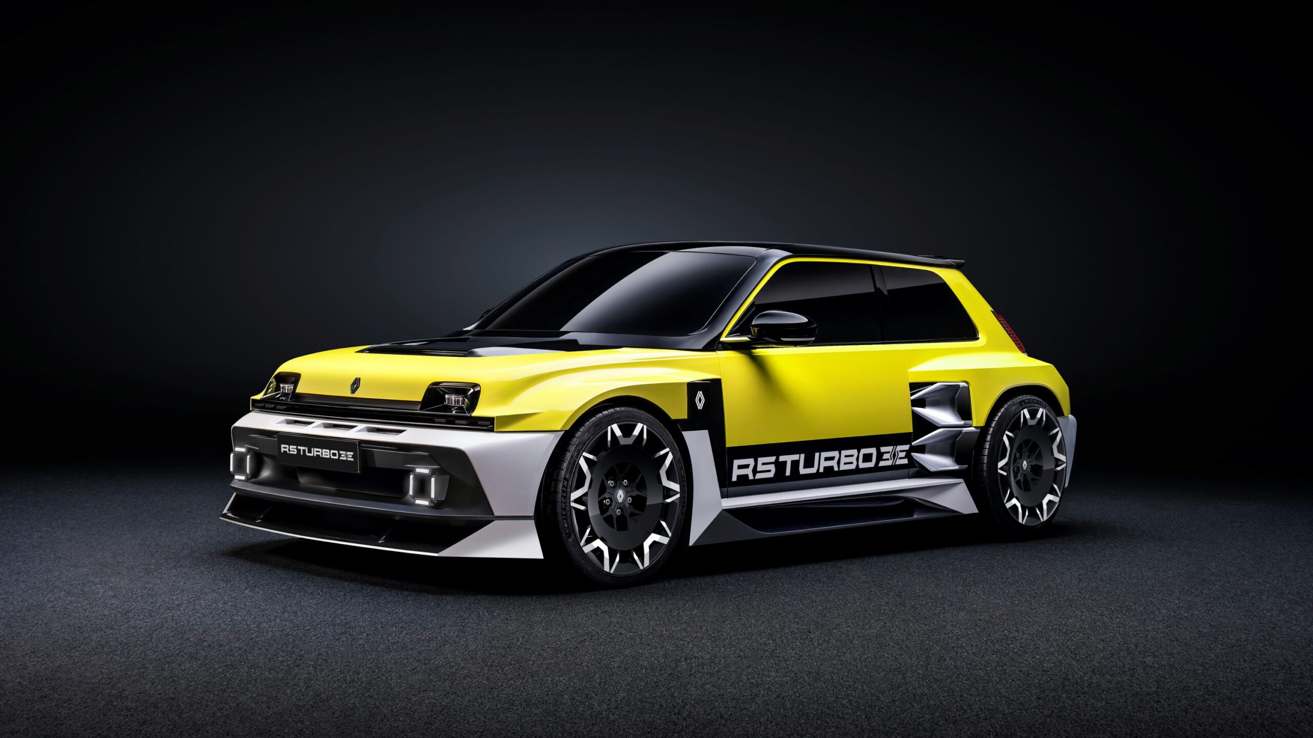 Renault 5 Turbo 3E a fost confirmat ca model de serie. Continuarea ...