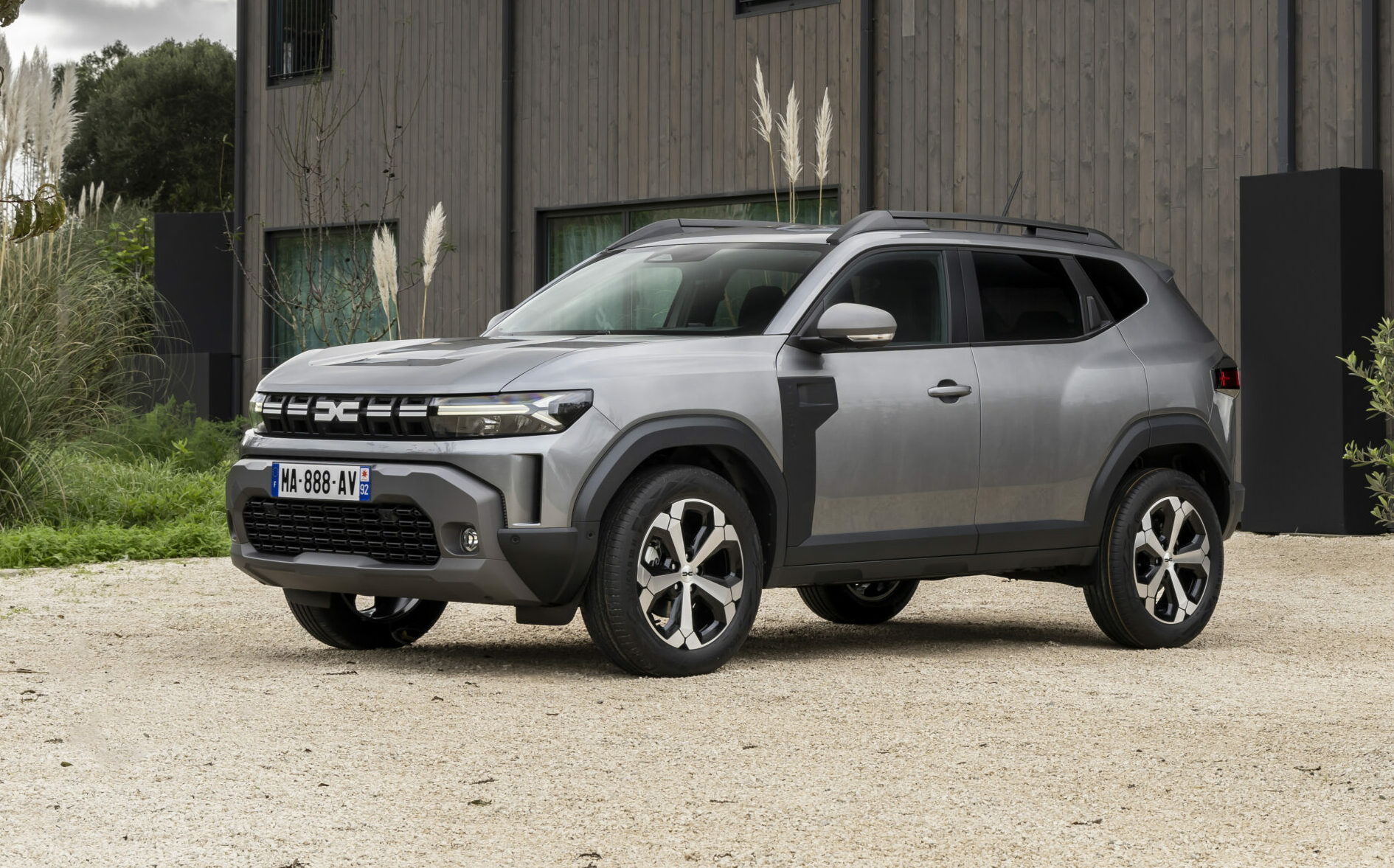 Cele mai ieftine SUV-uri noi pe care le poți cumpăra în 2025. Duster nu ...