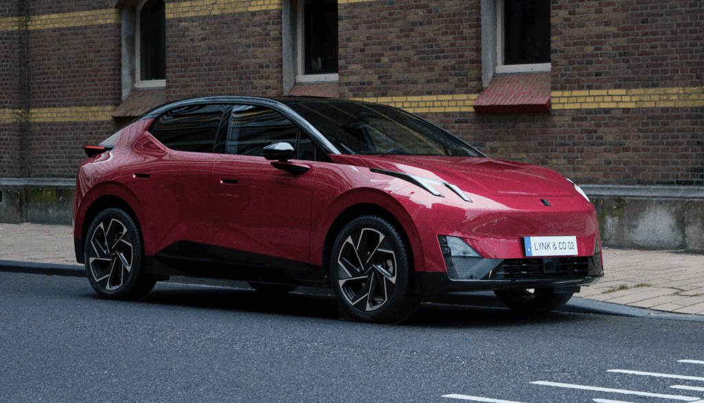 SUV-ul Lynk & Co 02 a obținut calificativul maxim la testele de ...