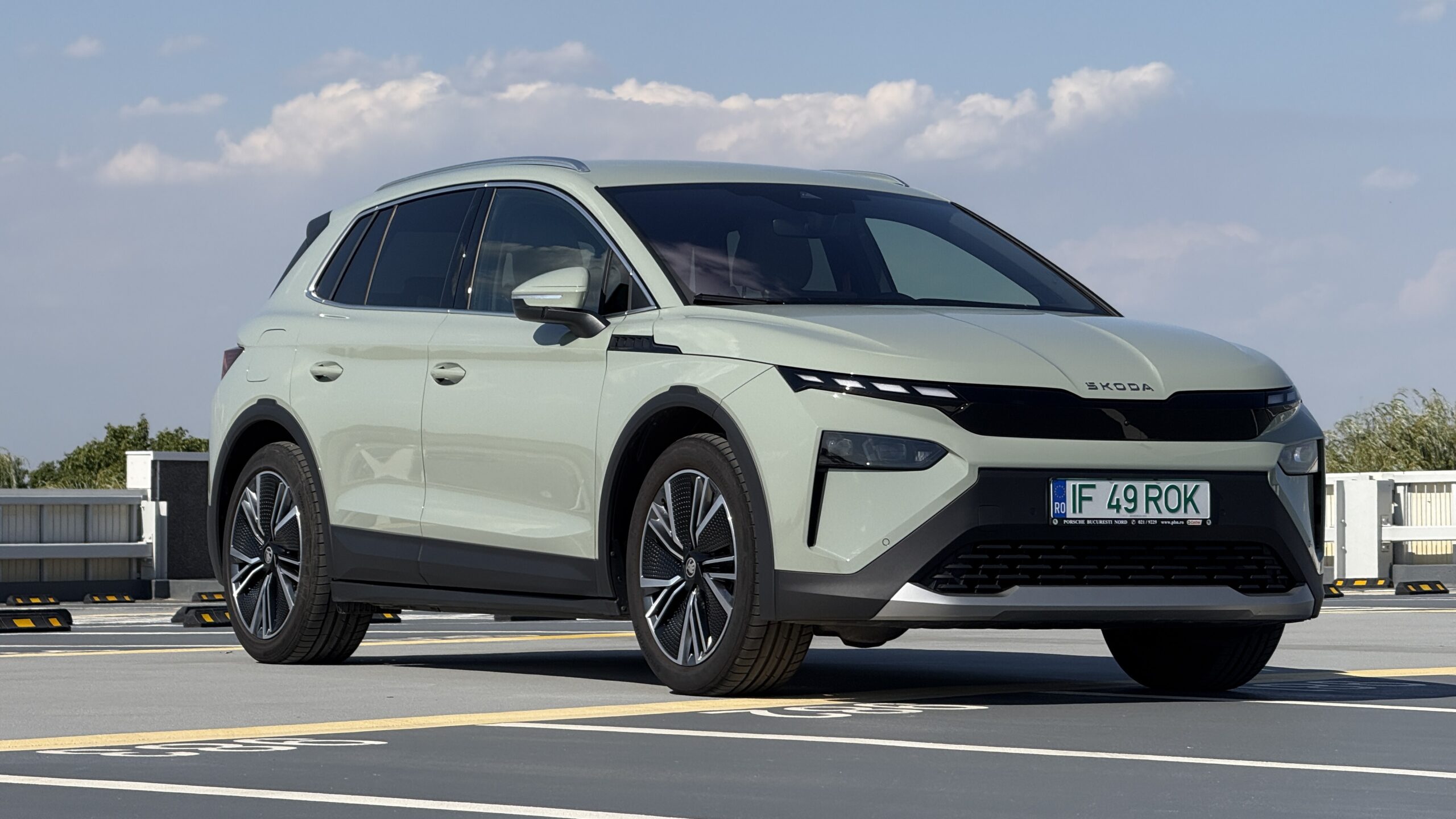 VIDEO - Skoda Elroq se laudă cu cifre mari într-un pachet compact ...