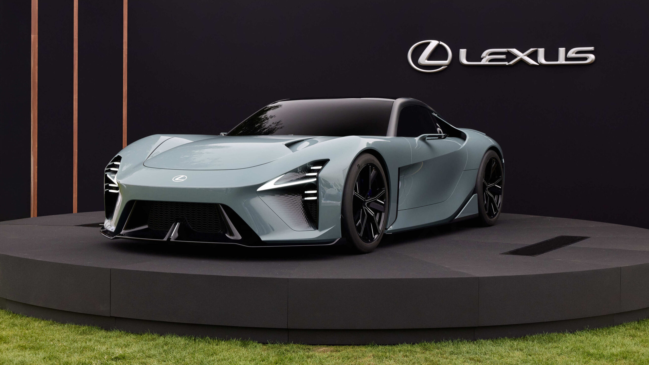 Lexus prezintă conceptul din care va lua naștere un nou supercar ...