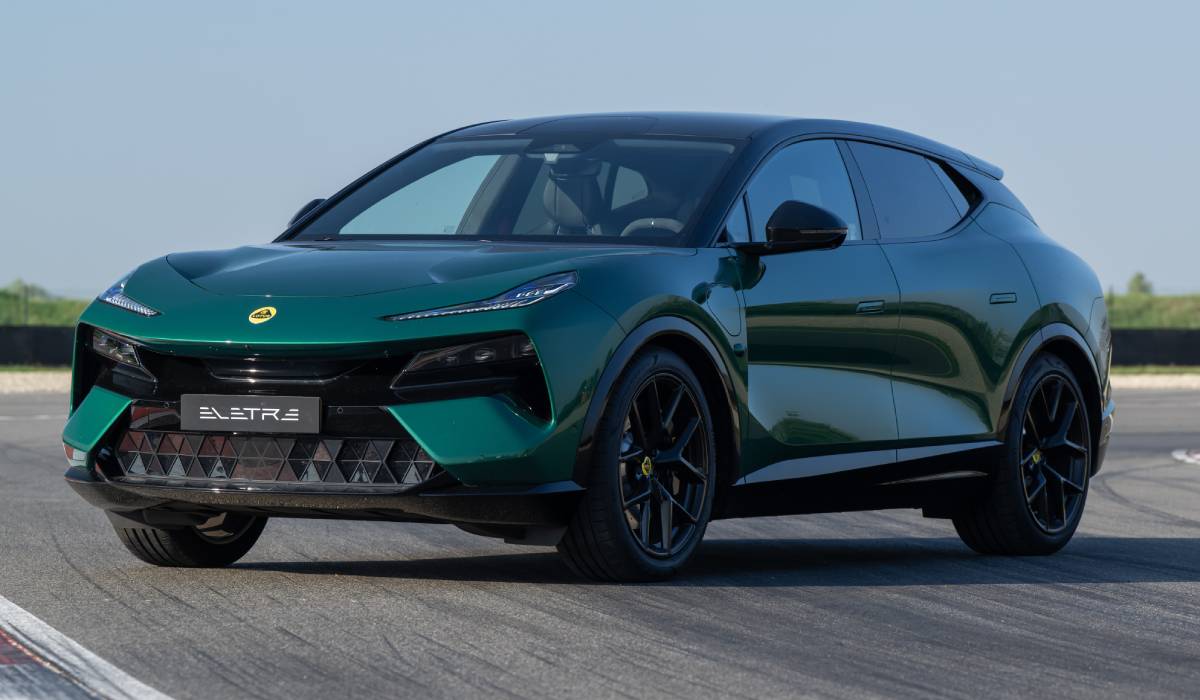 Lotus renunță la planul de electrificare până în 2028! Compania mizează ...