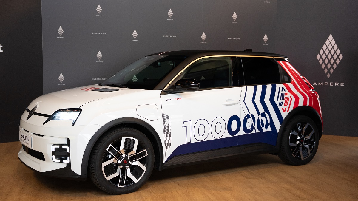 Renault 5 atinge 100.000 de unități produse în doar 15 luni. Ce urmează ...