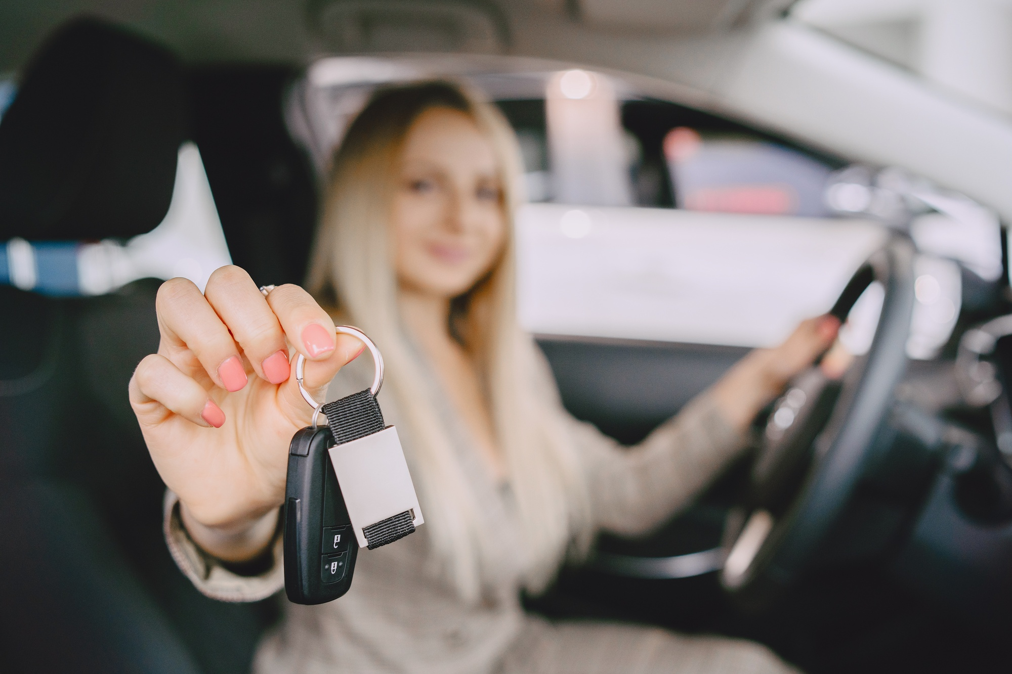 „Țeapă” la închirieri auto: A plătit pentru premium, a primit o mașină ...