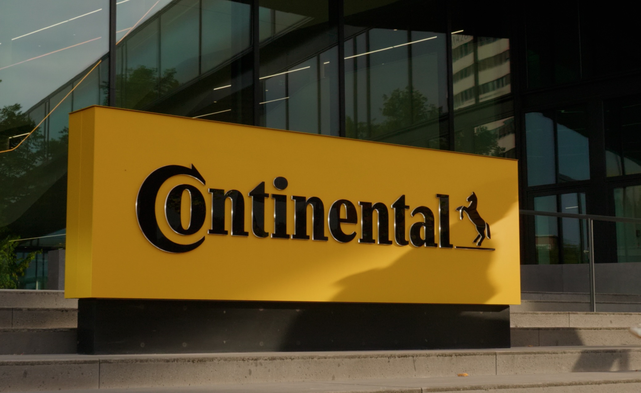 Amendă de peste 70.000 de lei pentru compania Continental Automotive ...
