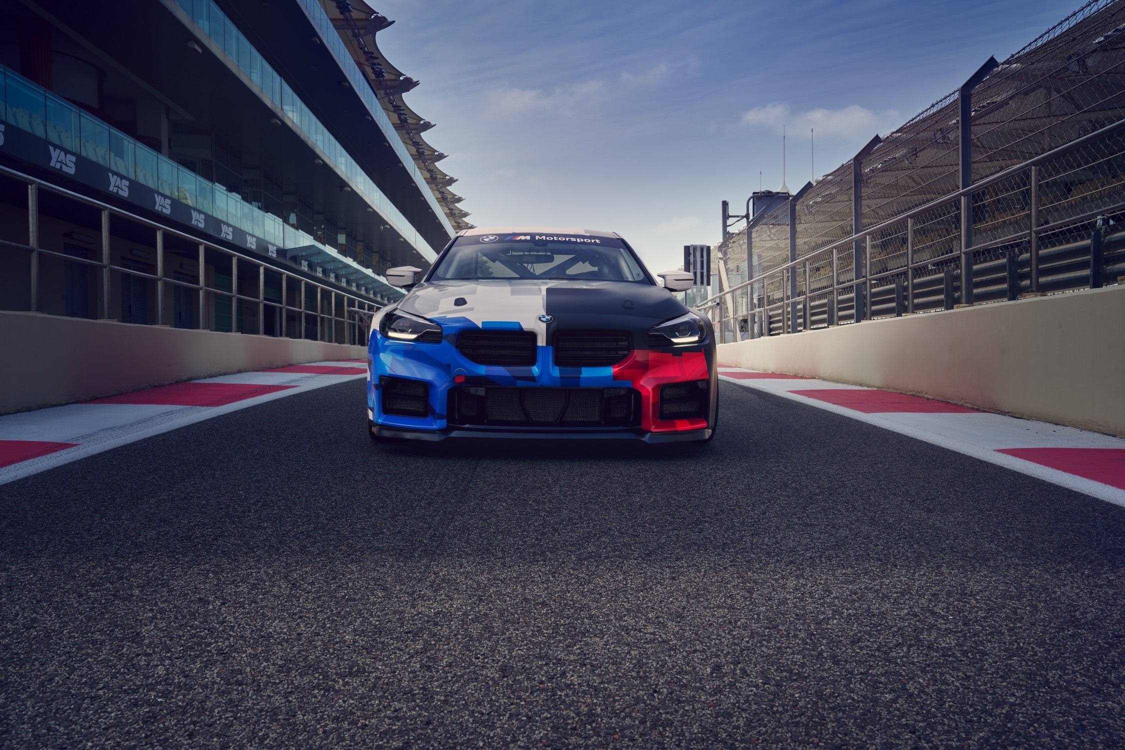 BMW lansează M2 Cup, o nouă cupă de curse monomarcă. Toate mașinile ...