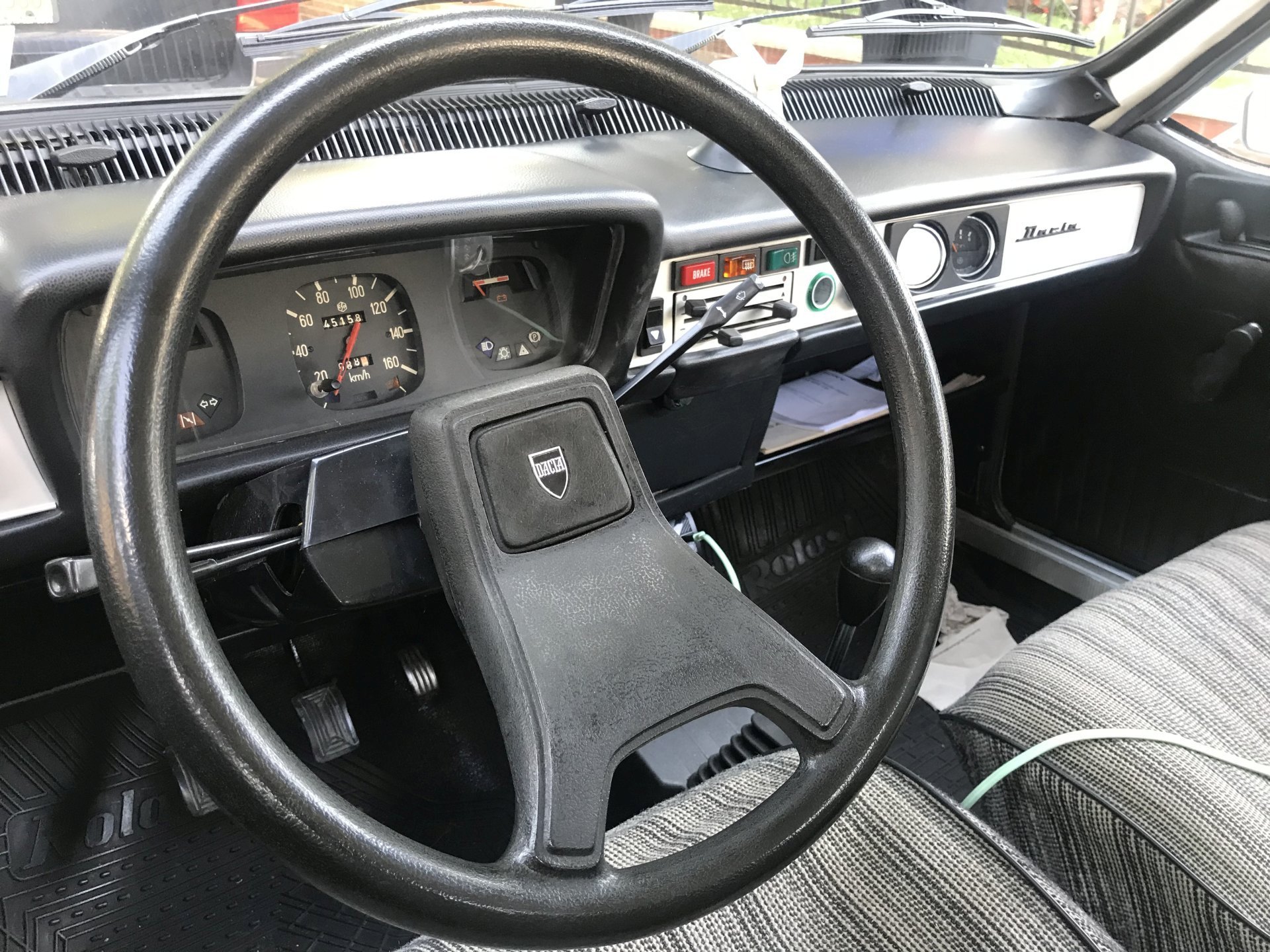 Prima Dacia 1310 a ajuns la New York! Câte Dacii sunt în Statele Unite ...