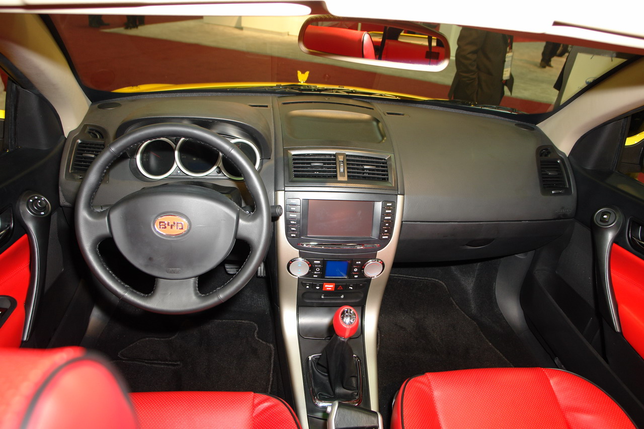 Byd S8 - Gata de serie