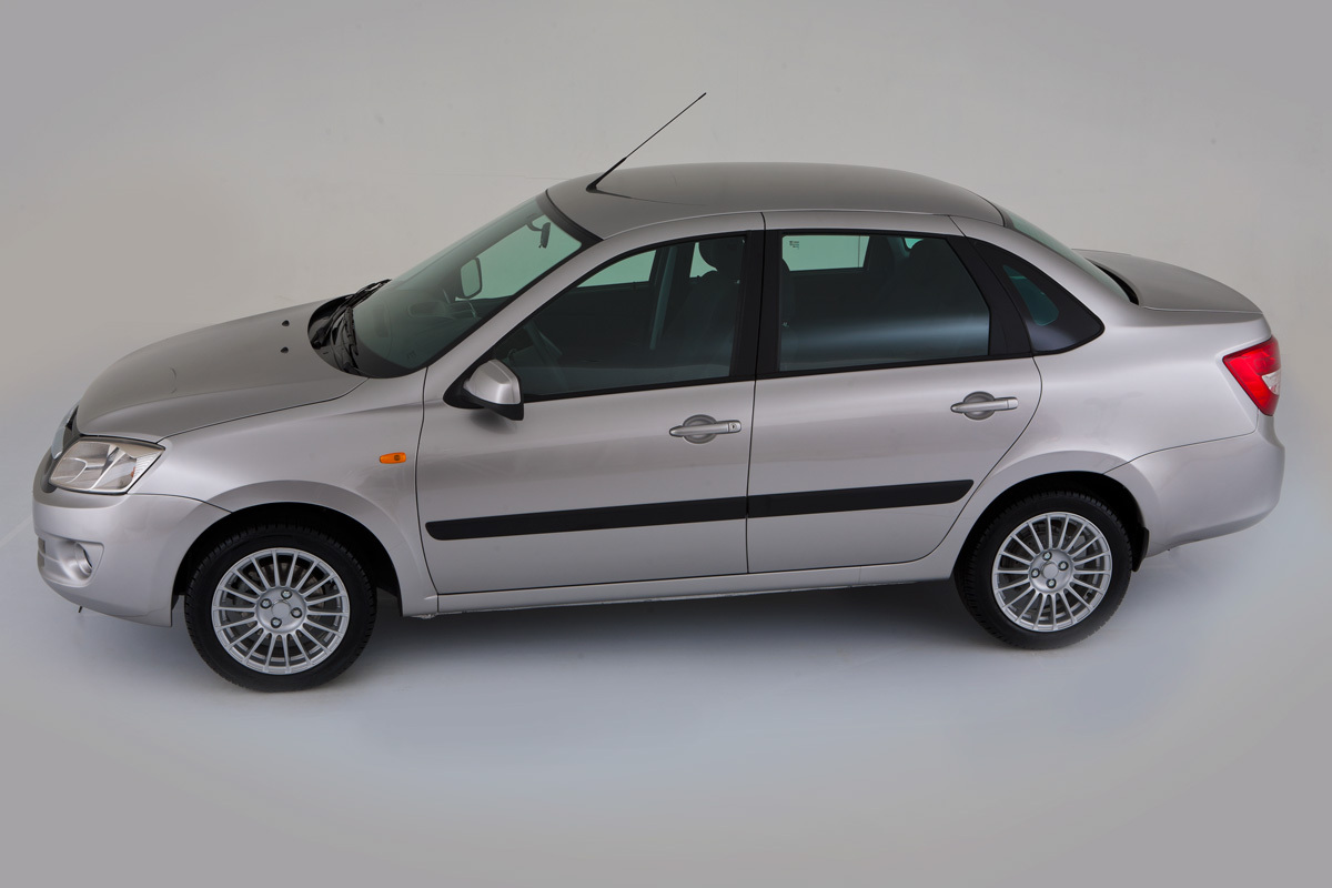 Noua Lada Granta - Logan-killer în Rusia