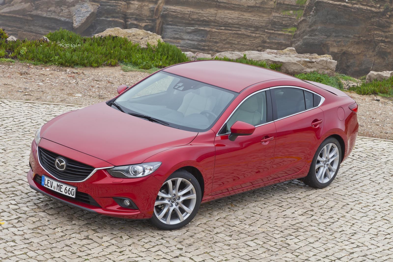 Am luat contactul cu noua generaţie Mazda6 - primele impresii