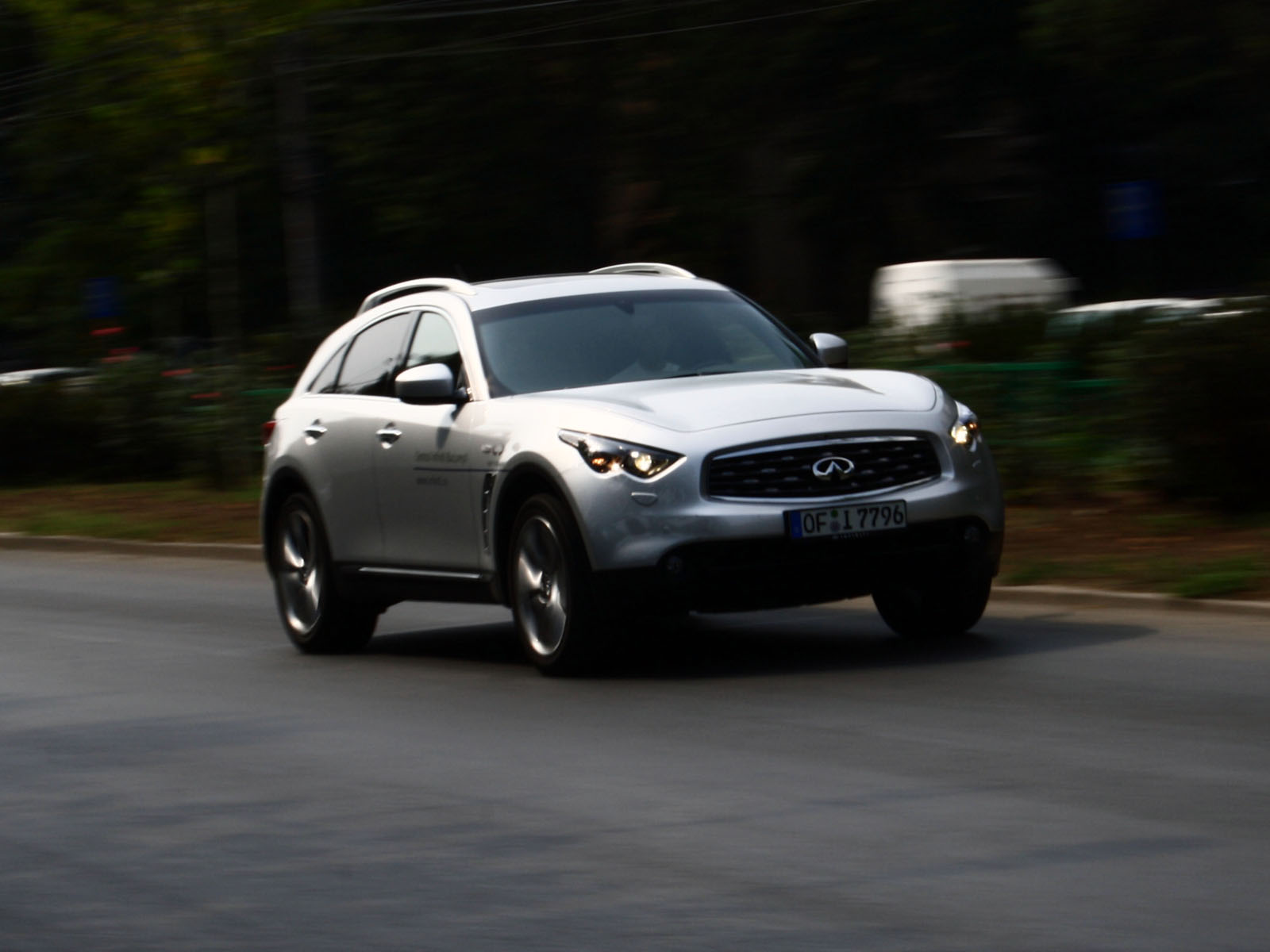 Infiniti FX50S - Test în România